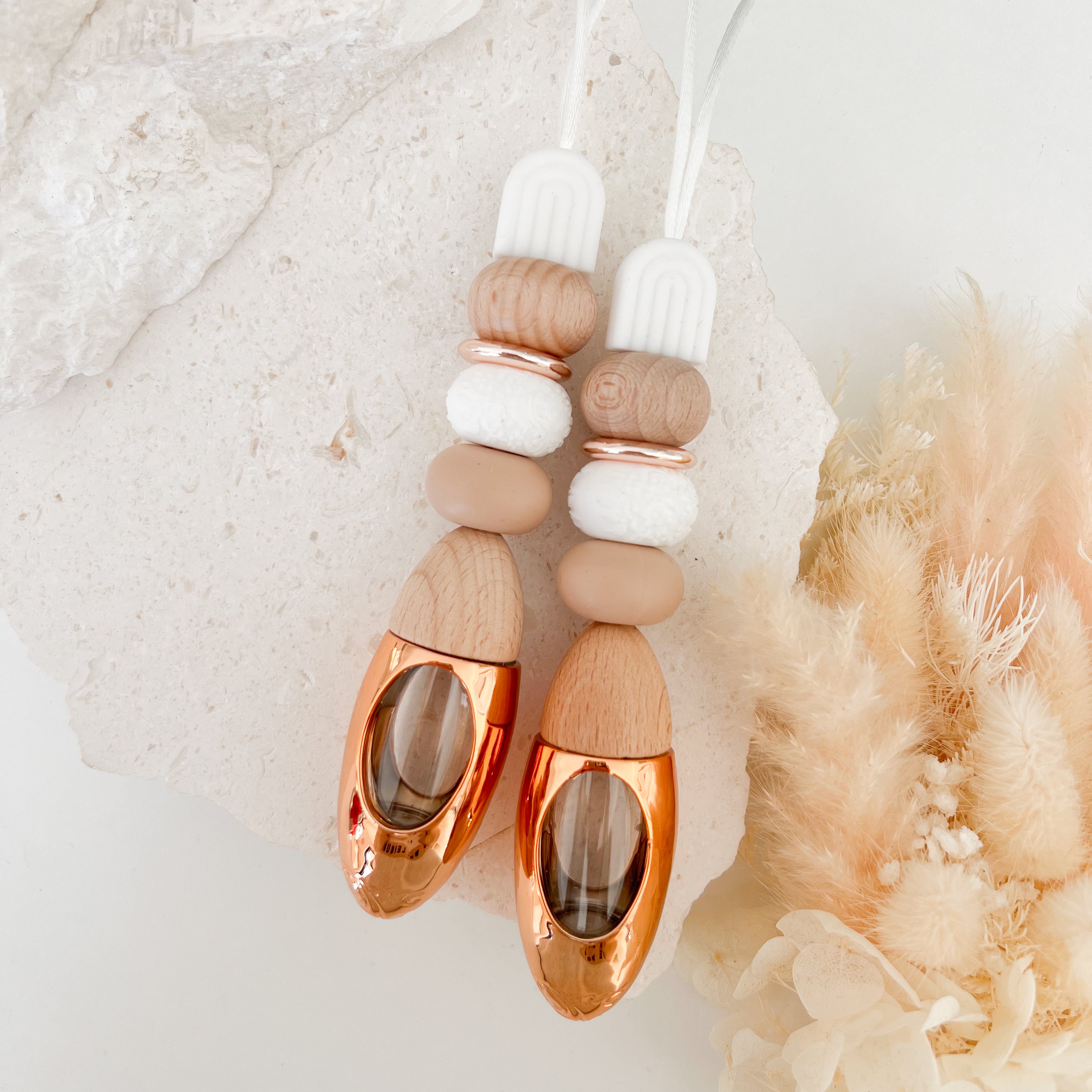 Nude Floral Arch Diffuser – Scrunchie Luxe