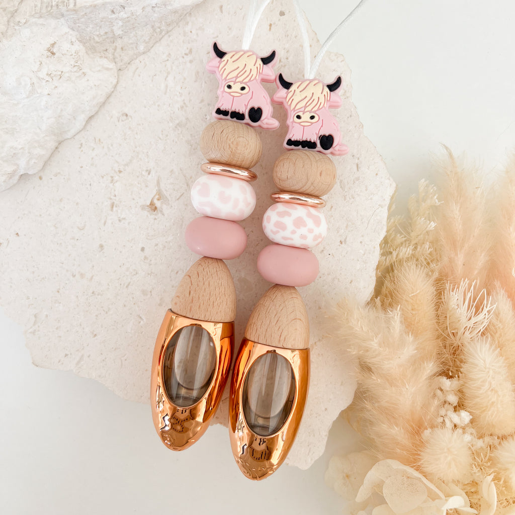 Milkshake the Highland Cow Diffuser – Scrunchie Luxe